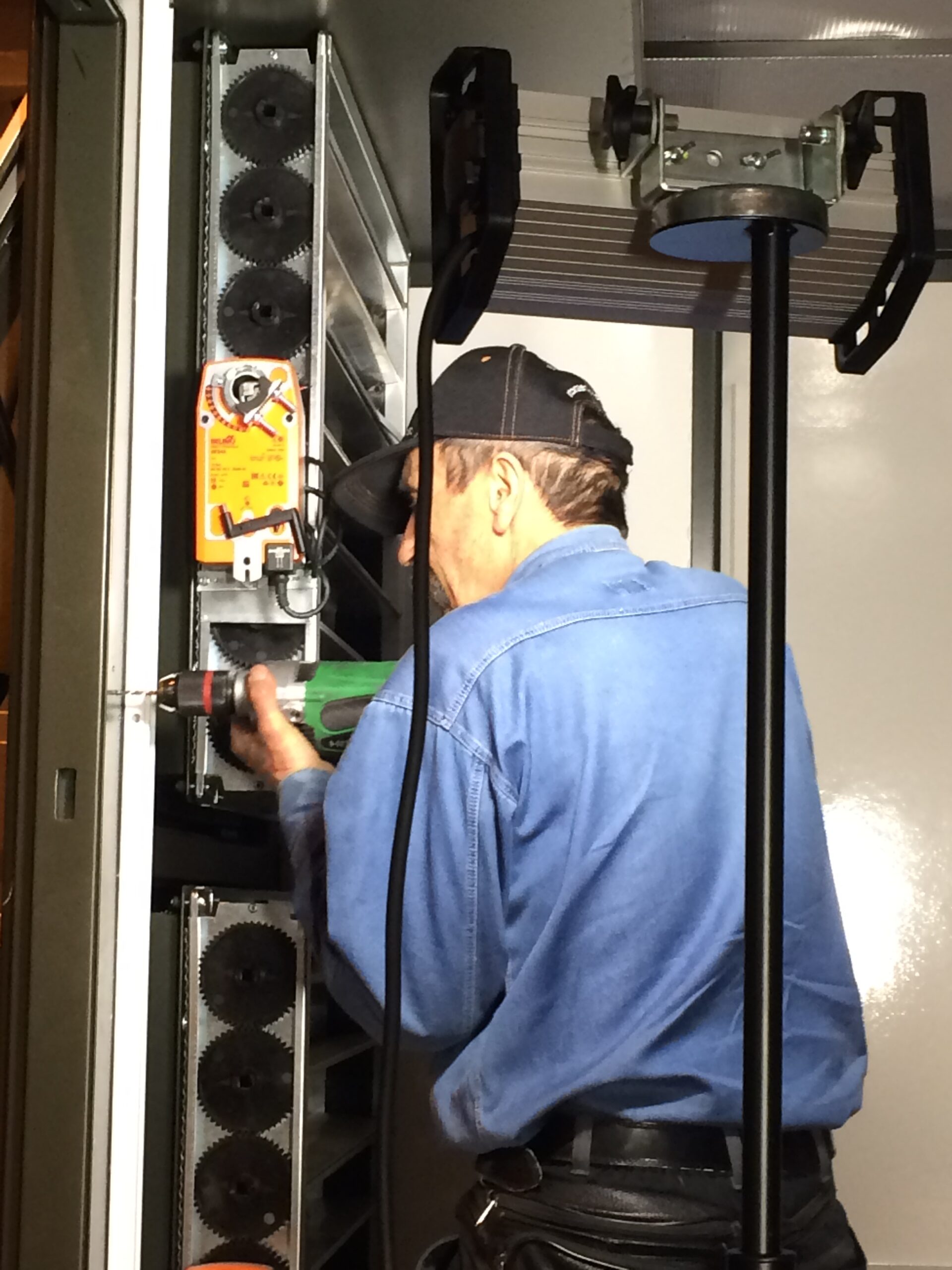 VIKING LIGHTING 218W STD 230V - VIKING LIGHTING